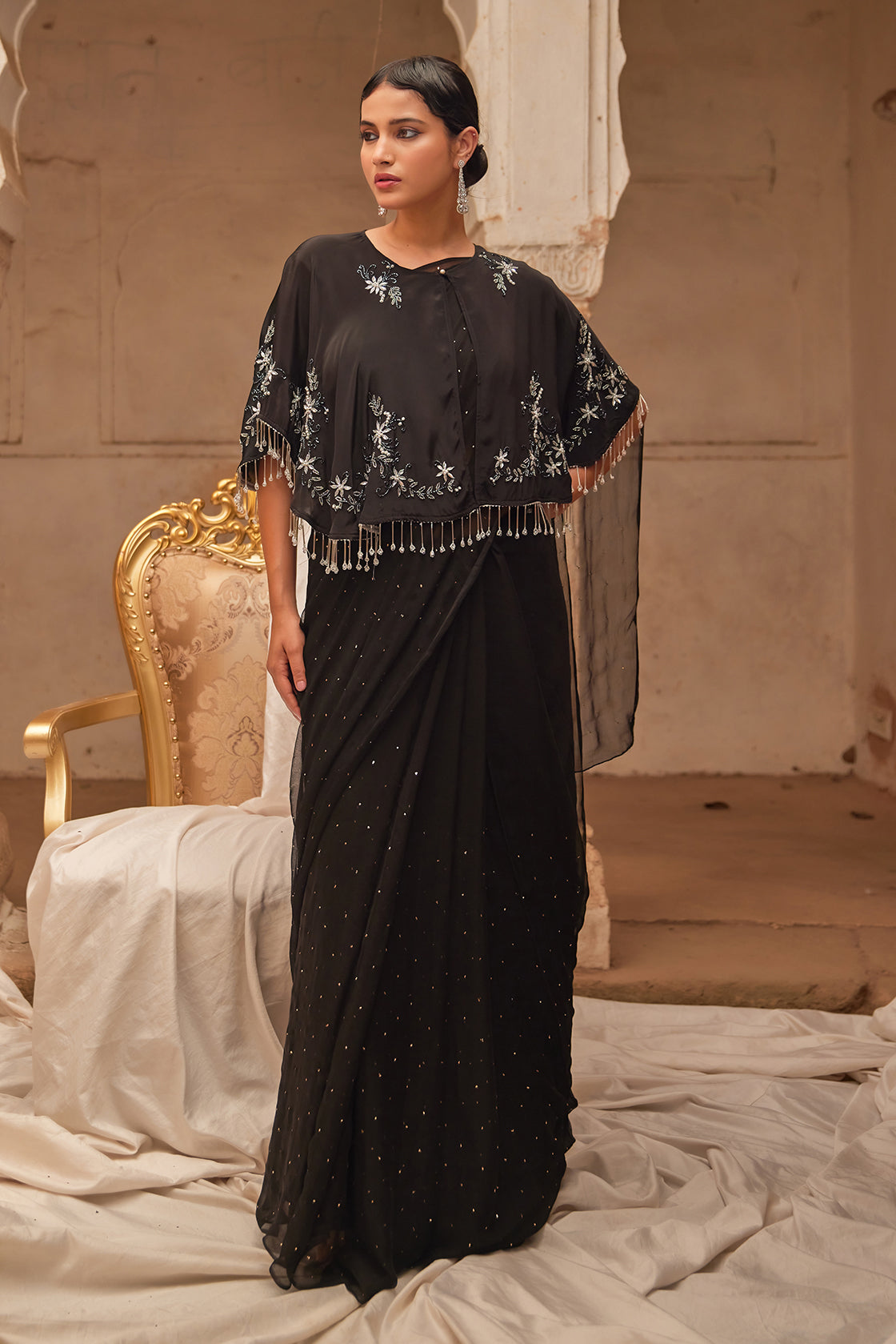 Black Mukaish Saree With Embroidered Silk Cape – Geroo Jaipur